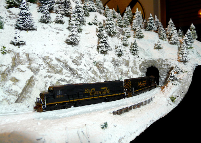 Winter layouts | TrainBoard.com - The Internet's Original Winter layouts | TrainBoard.com - The Internet's Original
